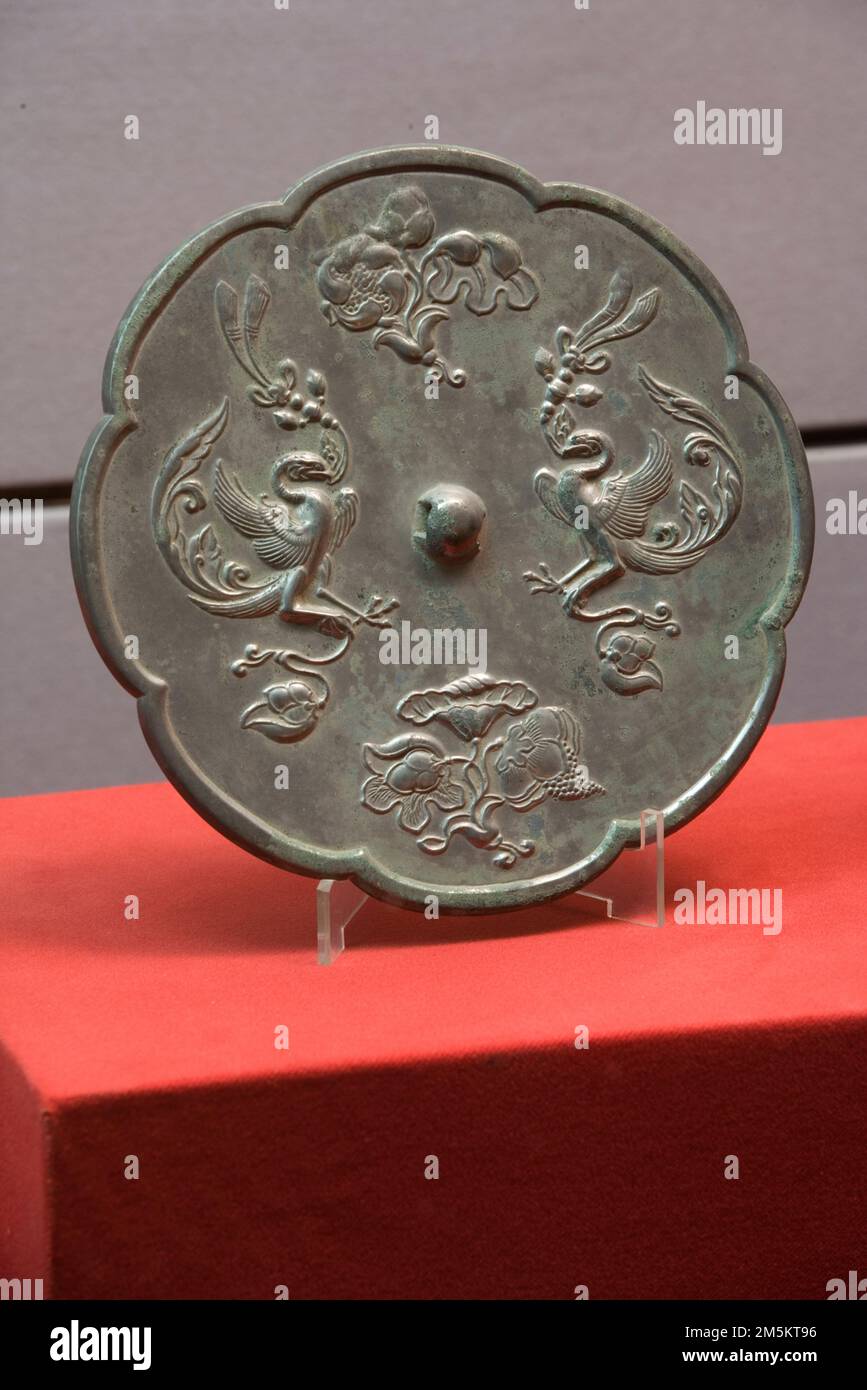 Precious cultural relics hi-res stock photography and images - Alamy