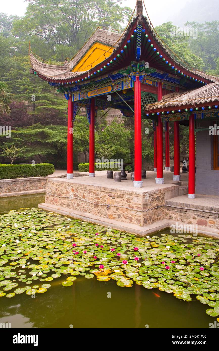 Architecture in the Hua Qing Palace,Hua Qing,Huaqing,Xi'an Stock Photo ...