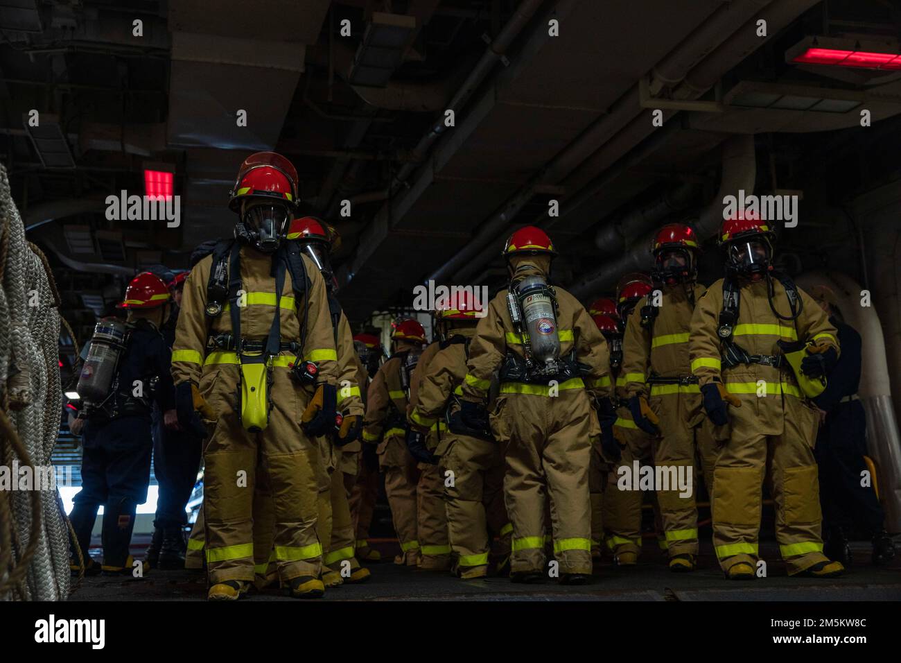 General quarters alarm hi-res stock photography and images - Alamy