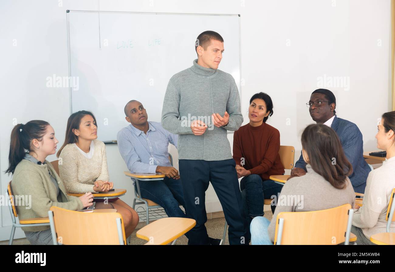 Woman addressing community hi-res stock photography and images - Alamy