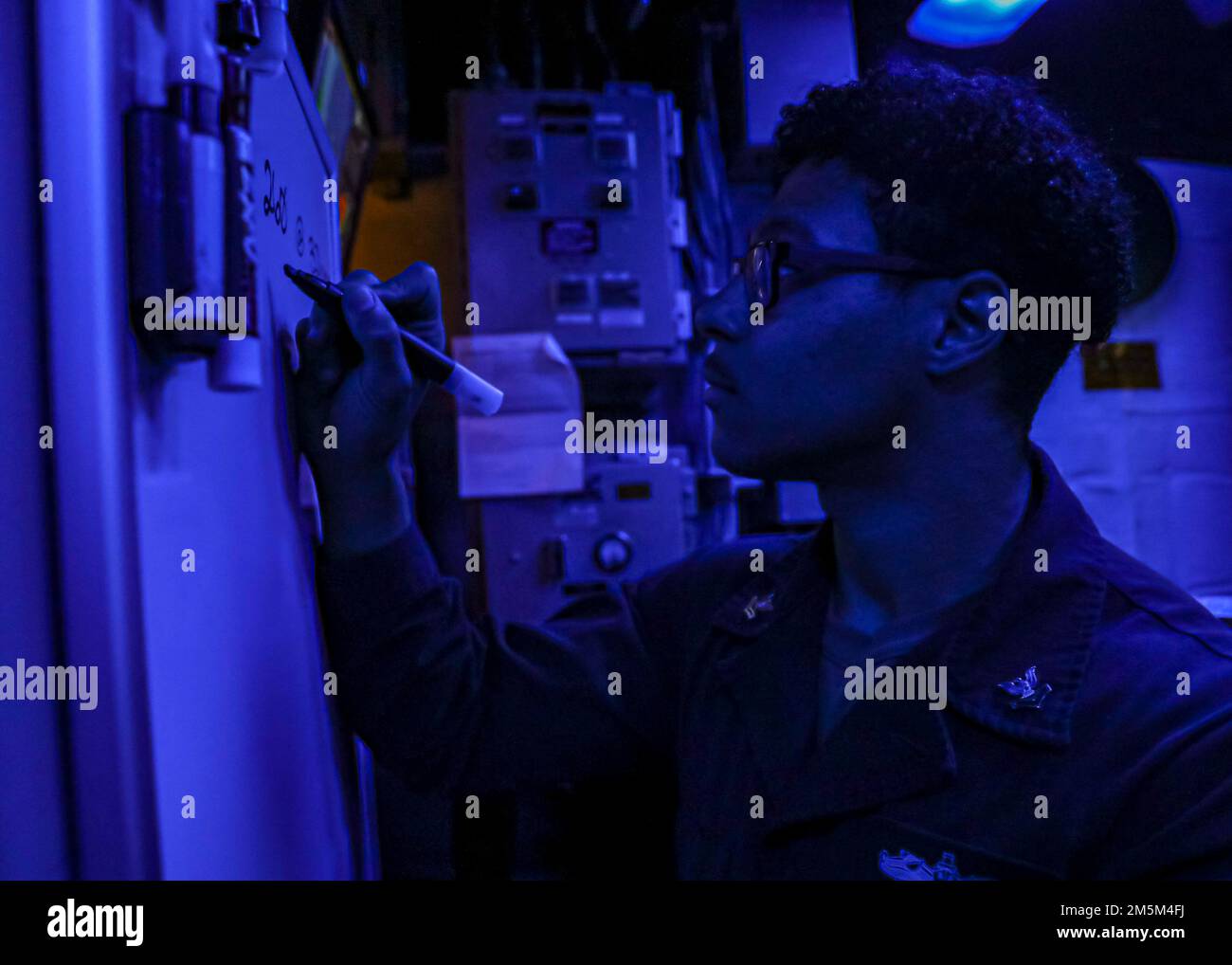 ATLANTIC OCEAN (March 24, 2022) – Sonar Technician (Surface) 2nd Class ...