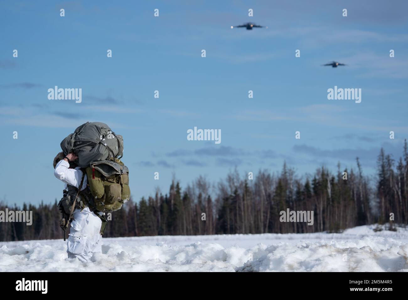A U.S. Army paratrooper assigned to the 4th Infantry Brigade Combat ...