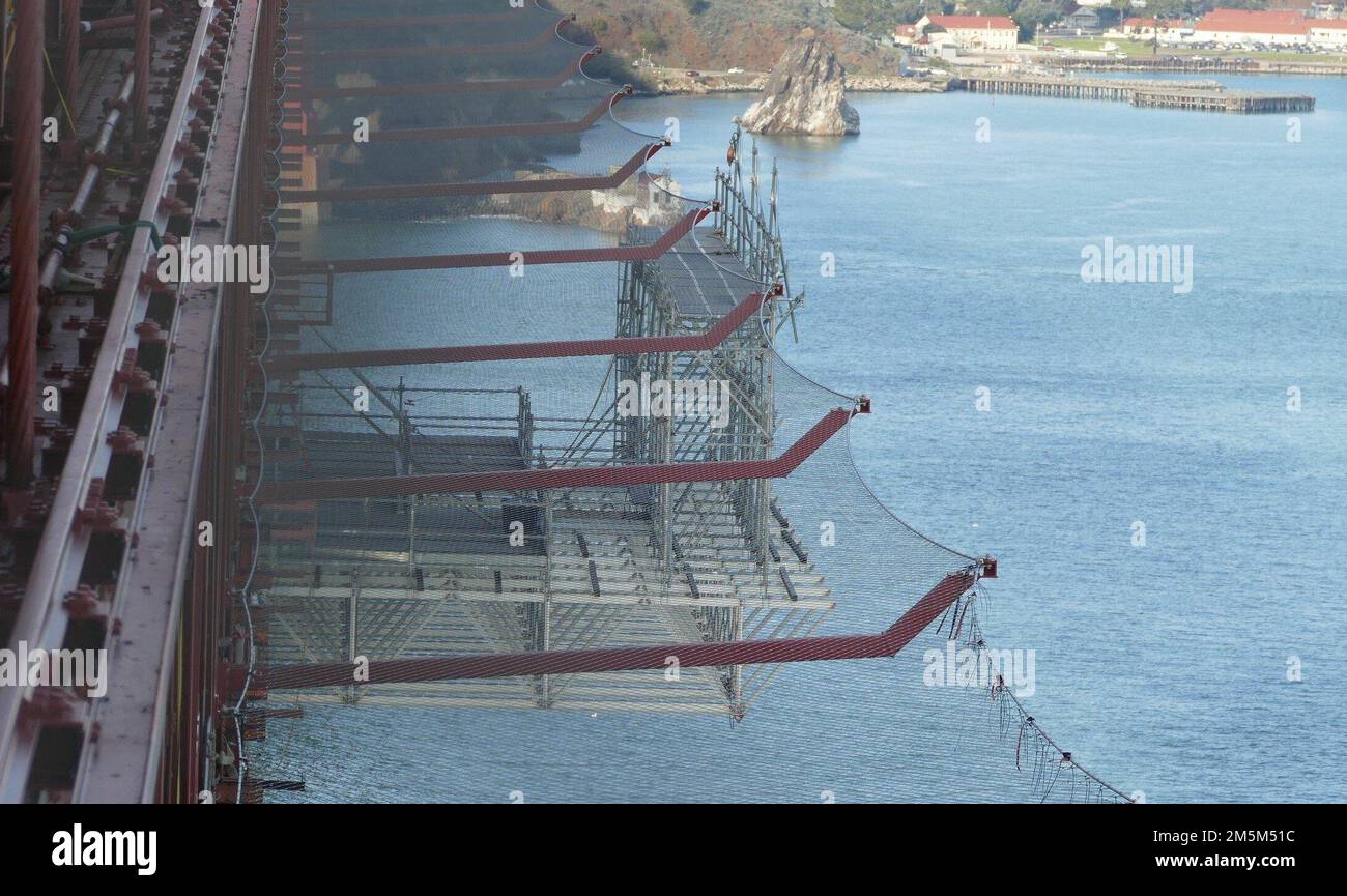 San Francisco, USA. 14th Dec, 2022. The new suicide protection device ...