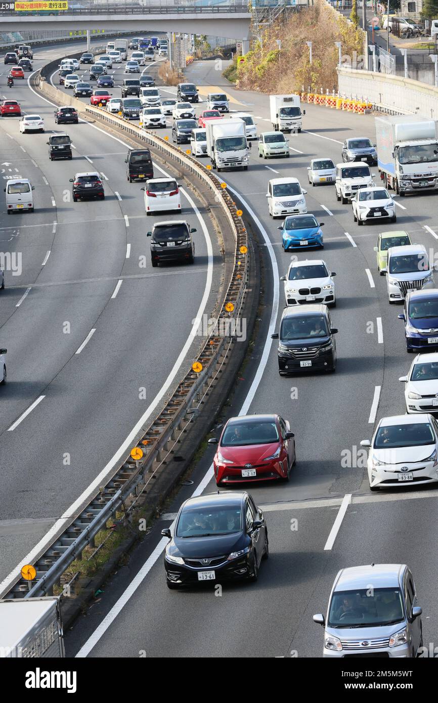 Tokyo, Japan. 30th Dec, 2022. Motorists are caught in a traffic jam ...