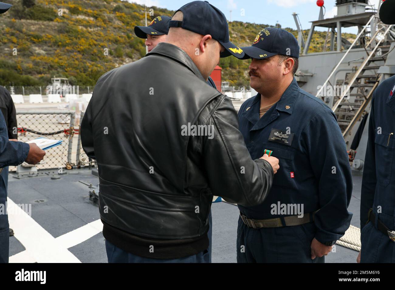 220204-N-UN585-2018 SOUDA BAY, Greece (March 24, 2022) Cmdr. Scott ...