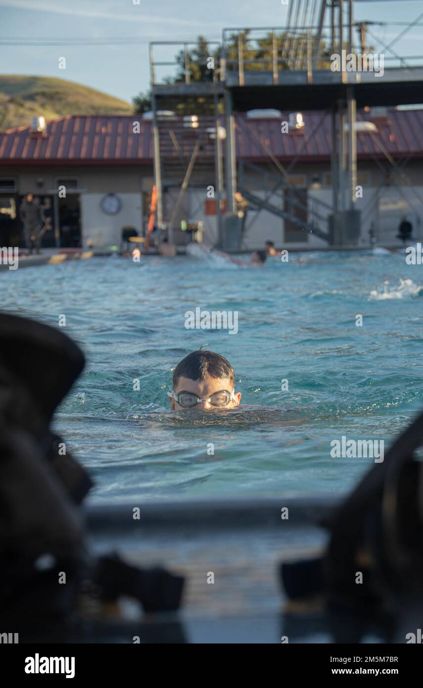 500 meter swim hi-res stock photography and images - Alamy