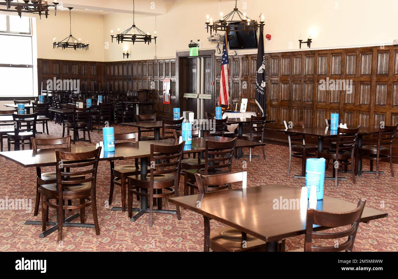 Gateway dining facility hi-res stock photography and images - Alamy