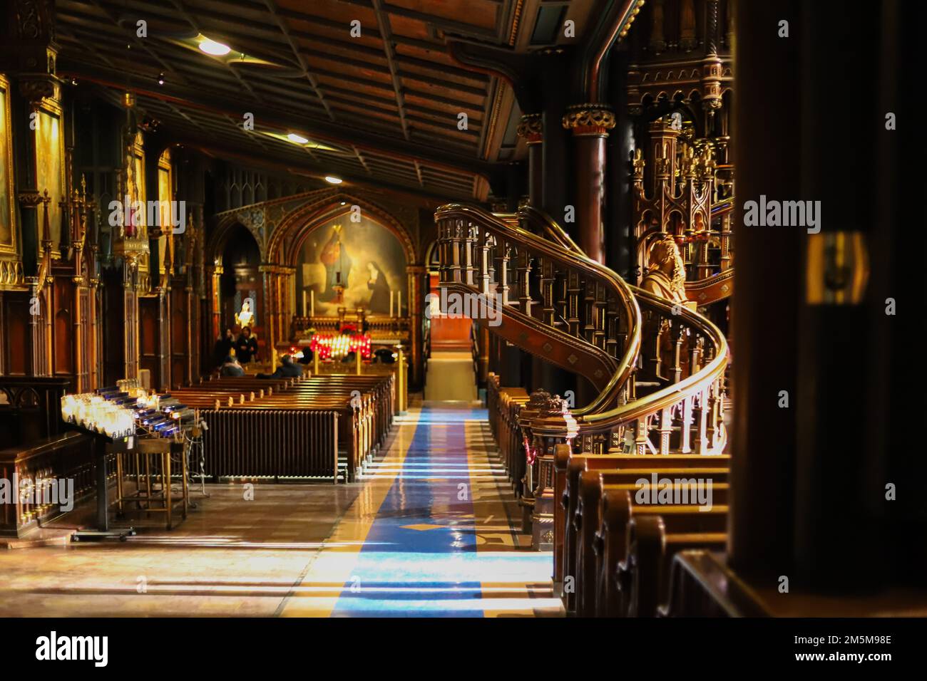 Notre Dame Basilica, inside the Catholic church - an altar with icons ...