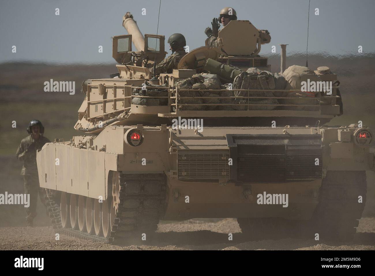 An Idaho Army National Guard tank crew from B Company prepares for ...