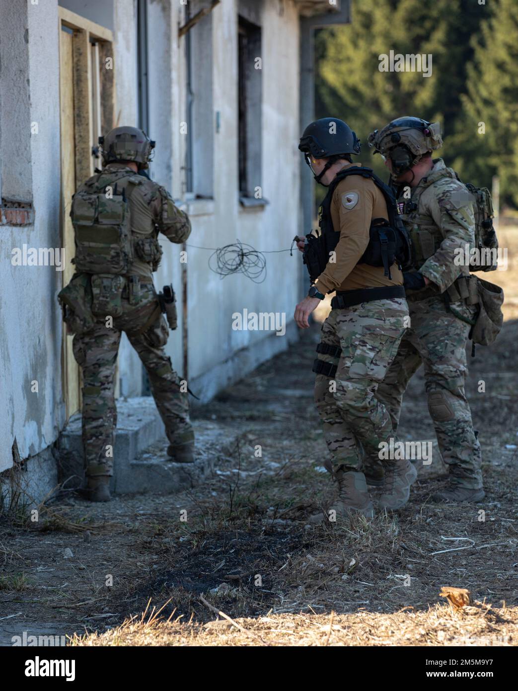 A member of the Republika Srpska's Special Anti-Terrorist Unit (RS CAJ ...