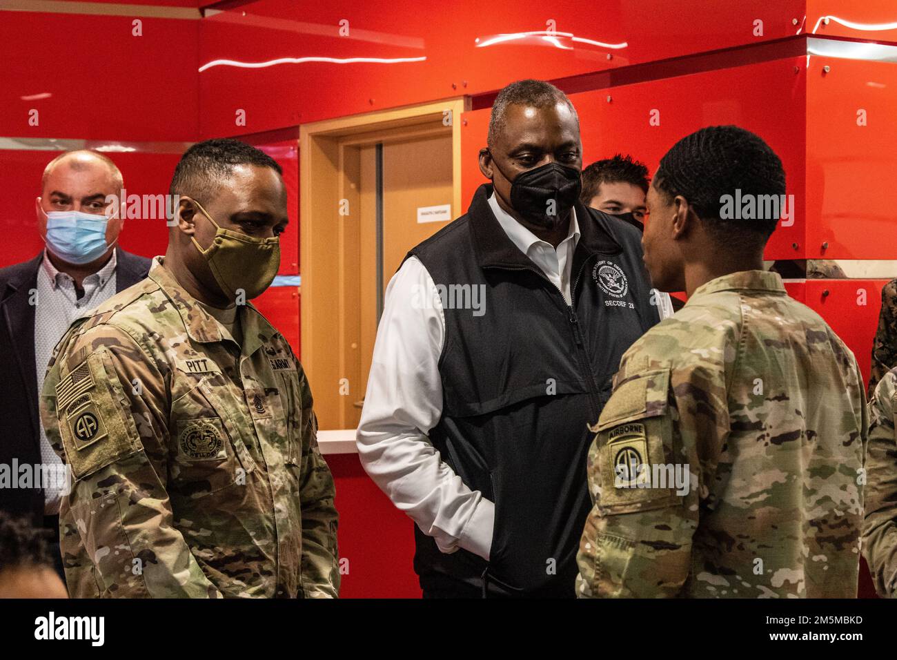Secretary of Defense Lloyd J. Austin III meet with Paratroopers in the ...