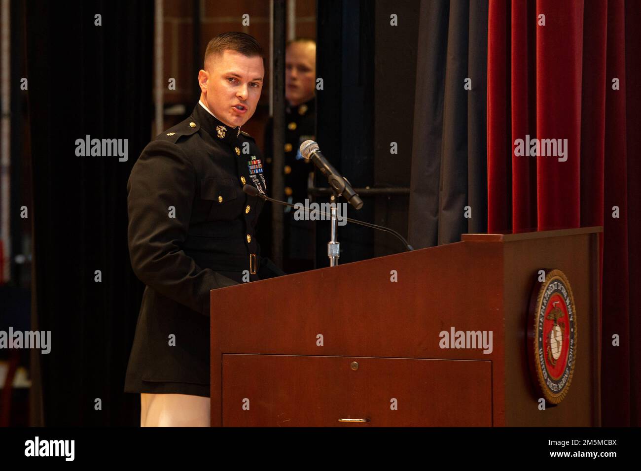 U s marine corps officer basic hi-res stock photography and images - Alamy