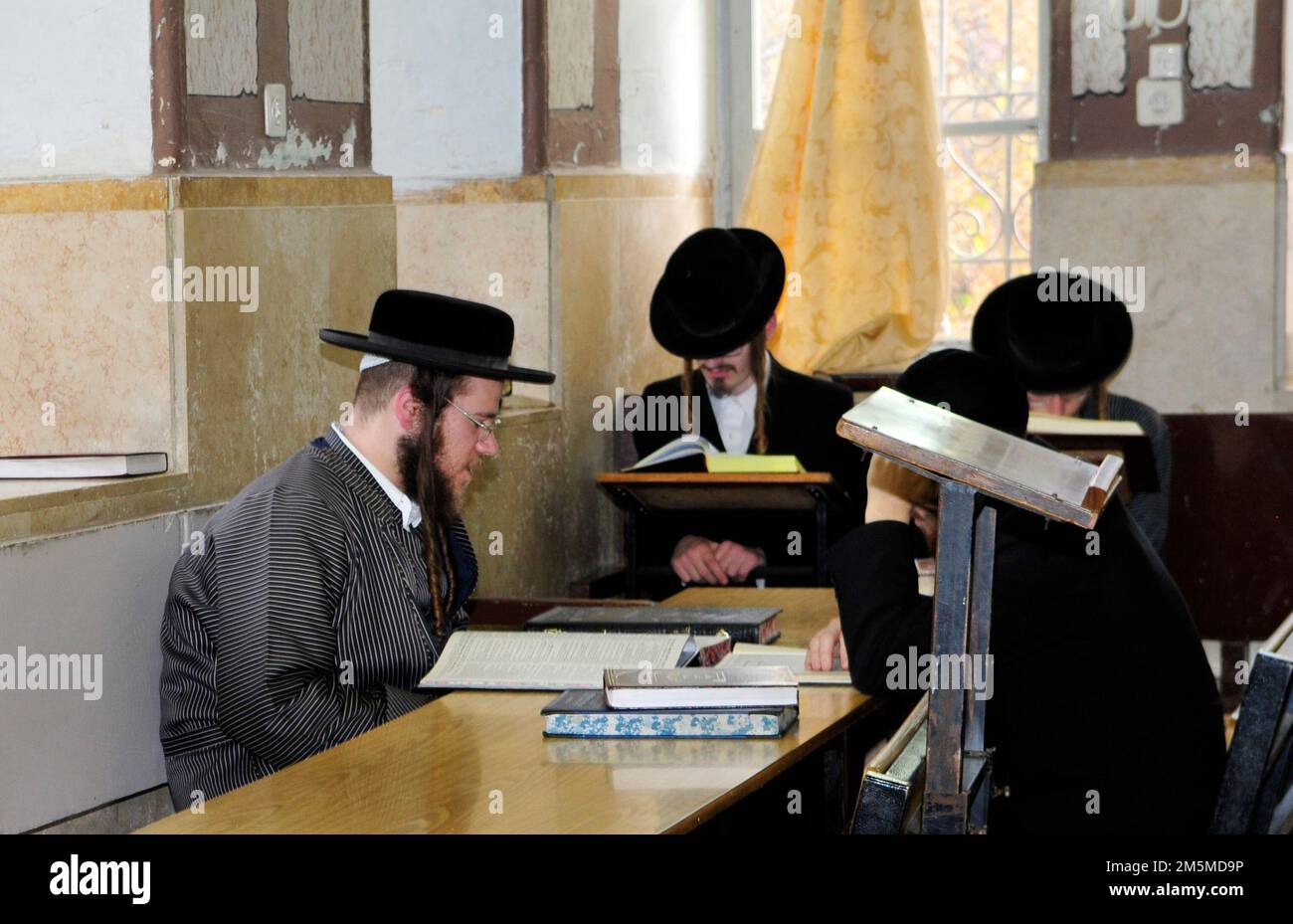 Ashkenazi jews hi-res stock photography and images - Alamy
