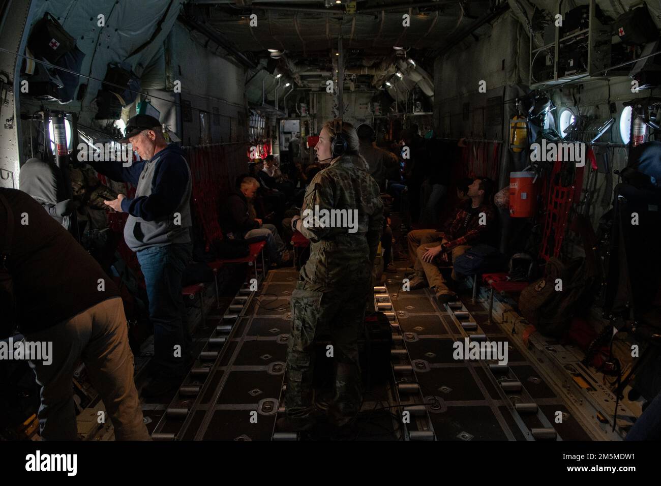 C 130 hercules loadmaster hi-res stock photography and images - Alamy
