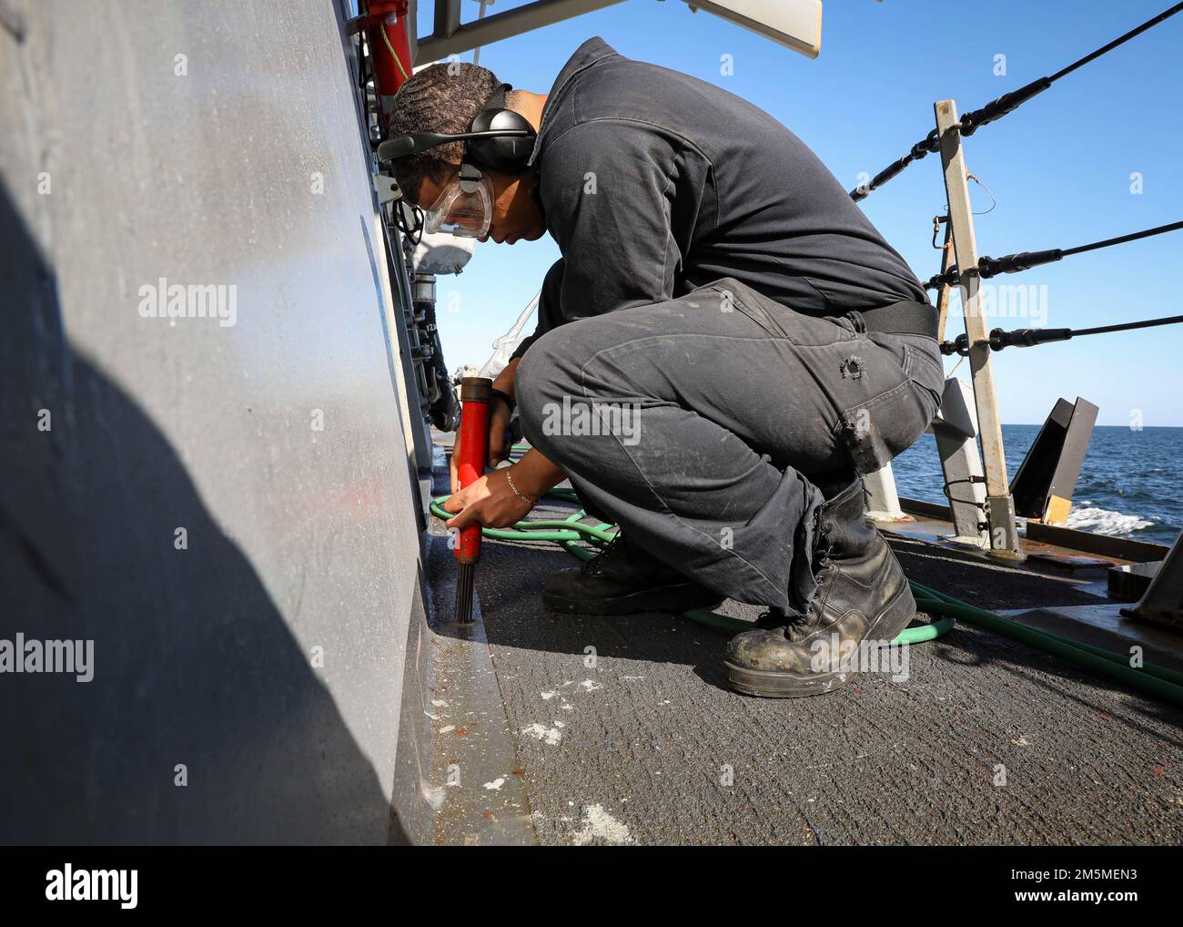 ATLANTIC OCEAN (March 25, 2022) – Boatswain's Mate 3rd Class Amari ...