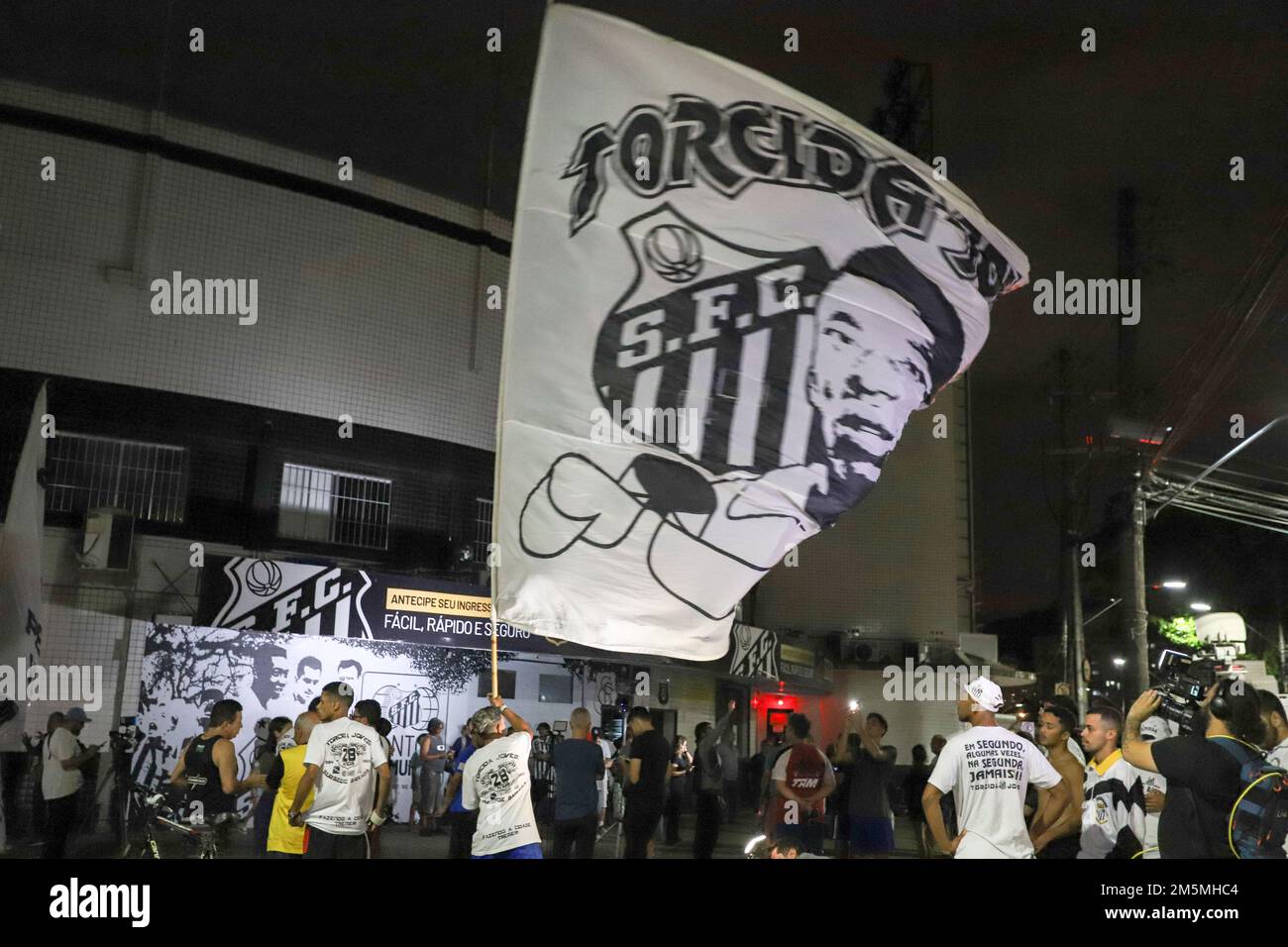 Santos, Brazil. 30th Dec, 2022. SP - Santos - 12/29/2022 - PELE DEATH ...