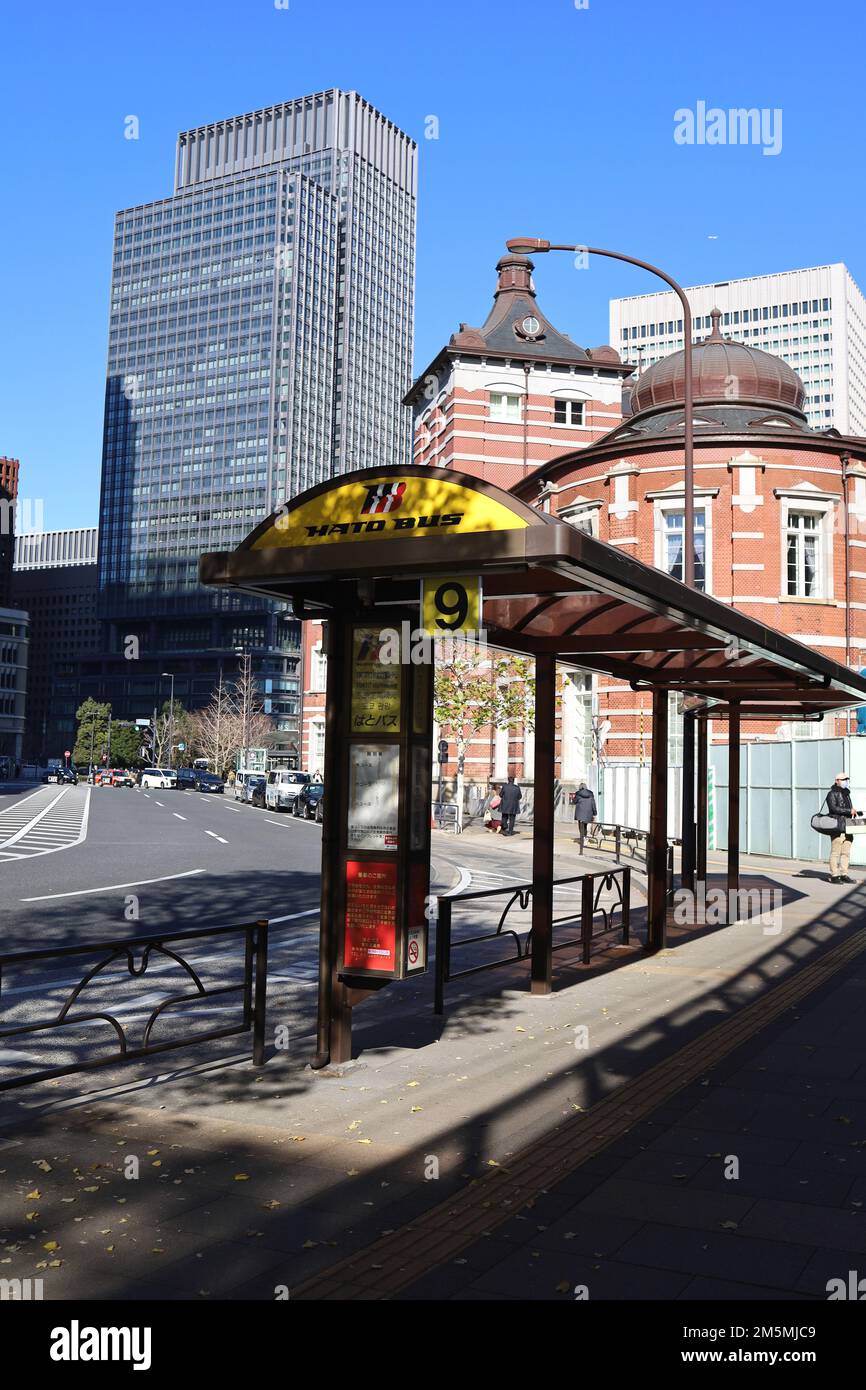 Chiyoda Ward, Tokyo, December 2022.Hato Bus Tour bus stop near Tokyo ...