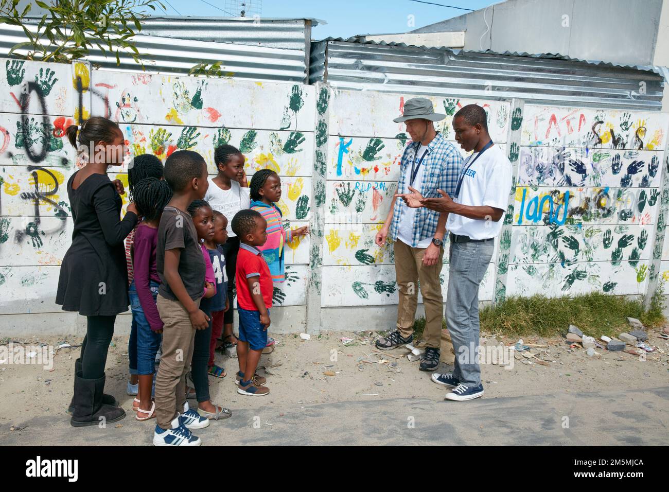 African community children hi-res stock photography and images - Alamy