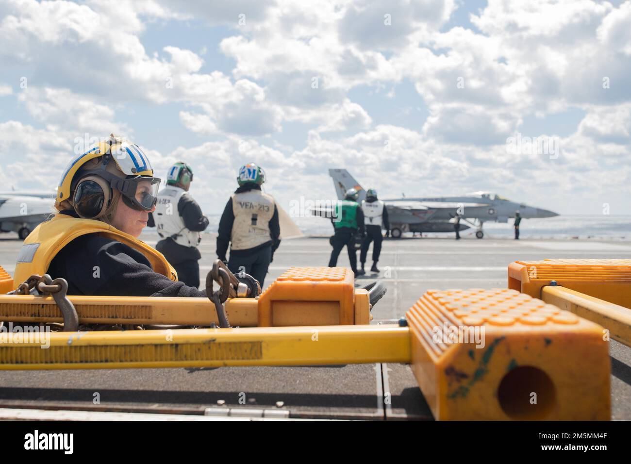 Us navy flight deck tractor hi-res stock photography and images - Alamy