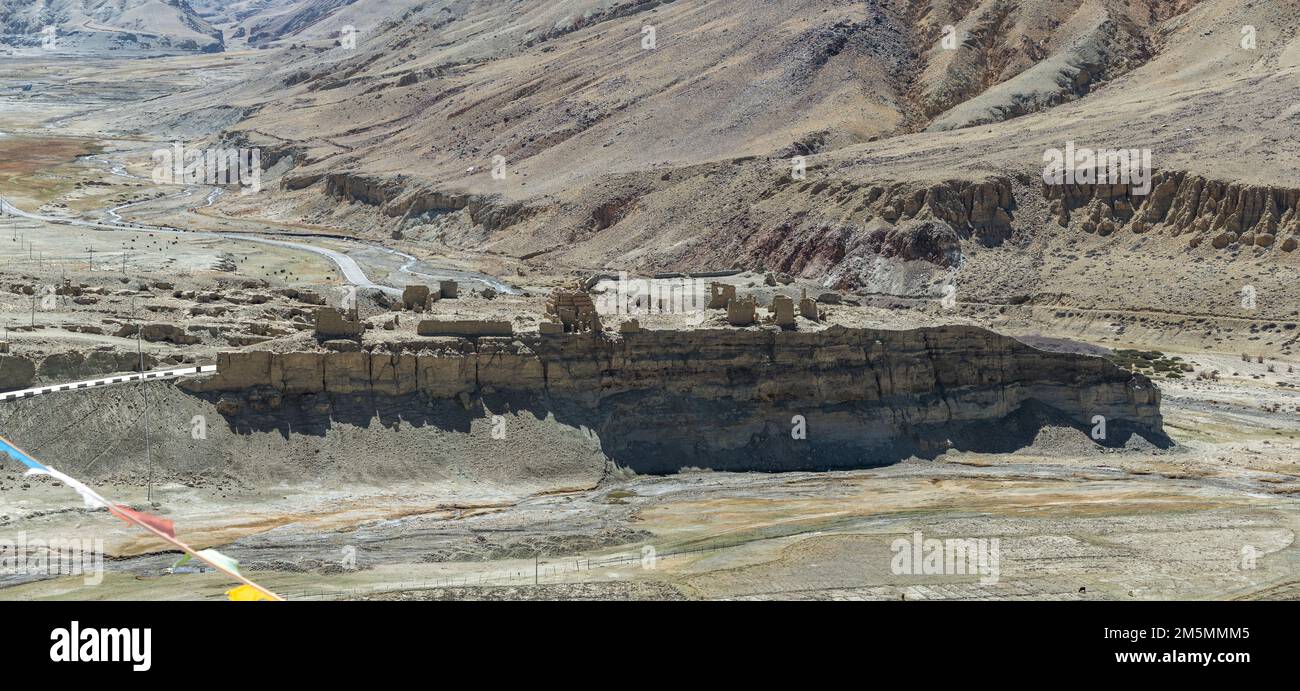 The ancient Piyang Dongga Ruins in Zhada County on a sunny day Stock ...