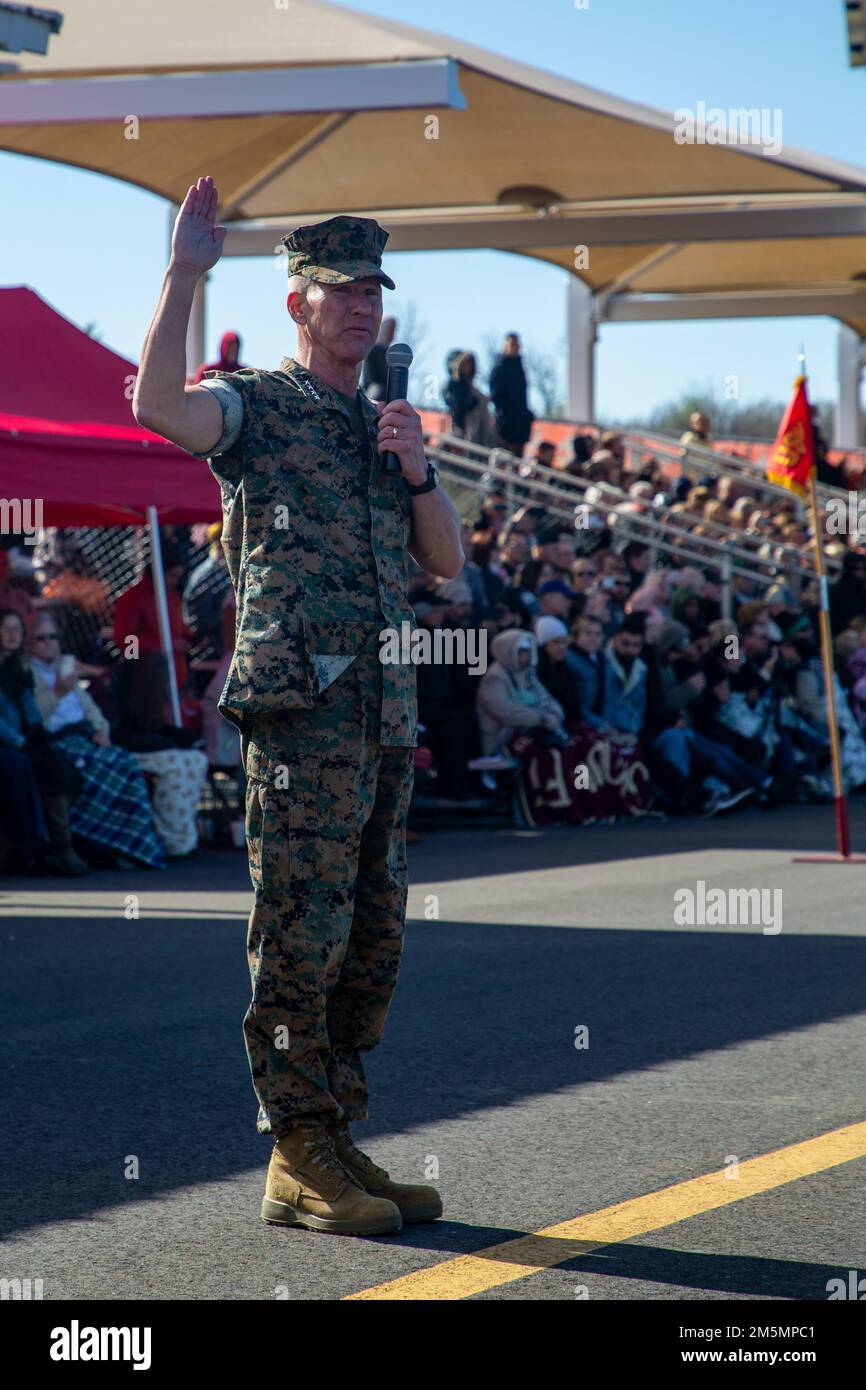 Assistant commandant marine corps gen hi-res stock photography and ...