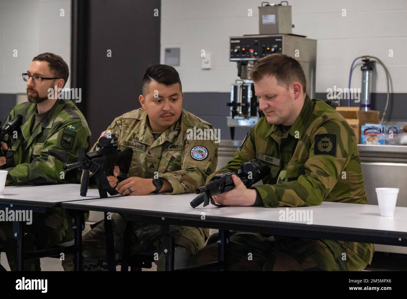 Service members from the Norwegian Heimvernet participated in ...