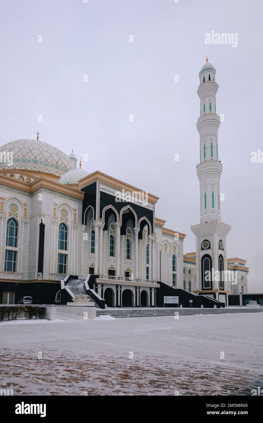 Panoramic view of snow-white modern Hazaret Sultan mosque early morning ...