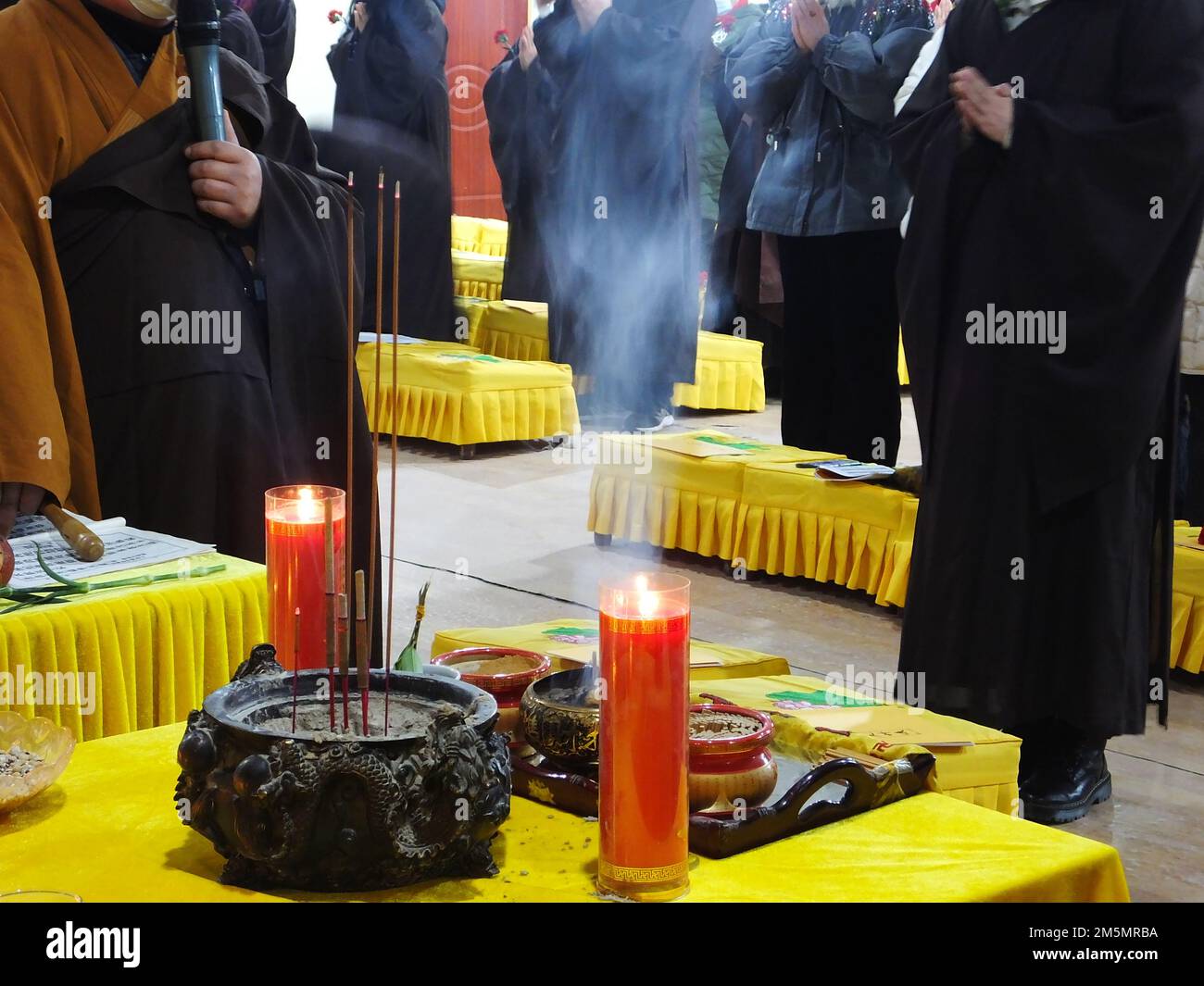 YICHANG, CHINA - DECEMBER 30, 2022 - Visitors pray for blessings at the ...