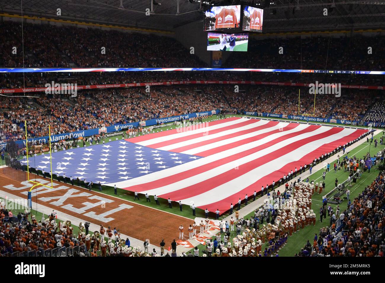 San Antonio, TX, USA. 29th Dec, 2022. The American Flag during the ...