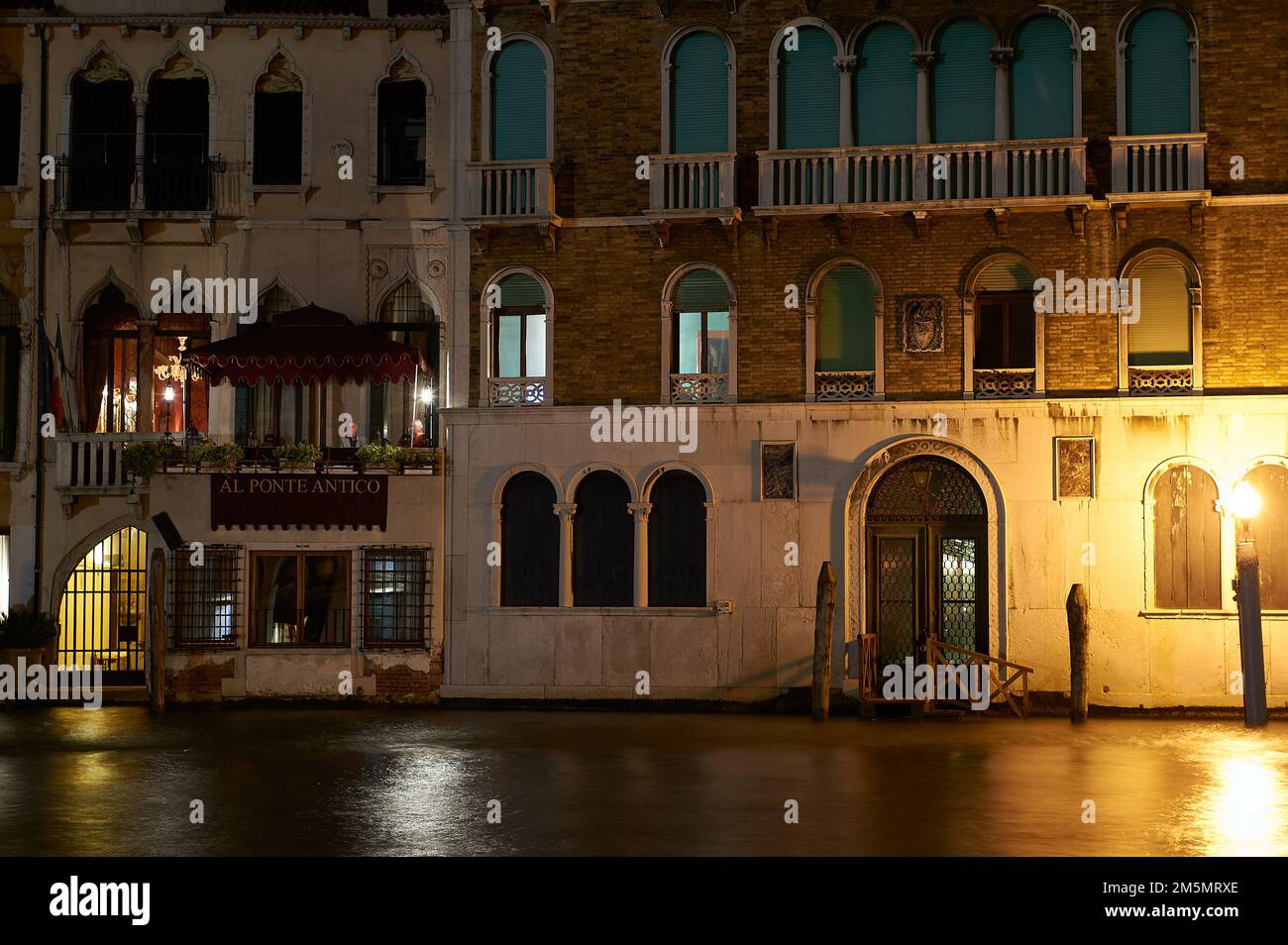 Facade submerged in water hi-res stock photography and images - Alamy