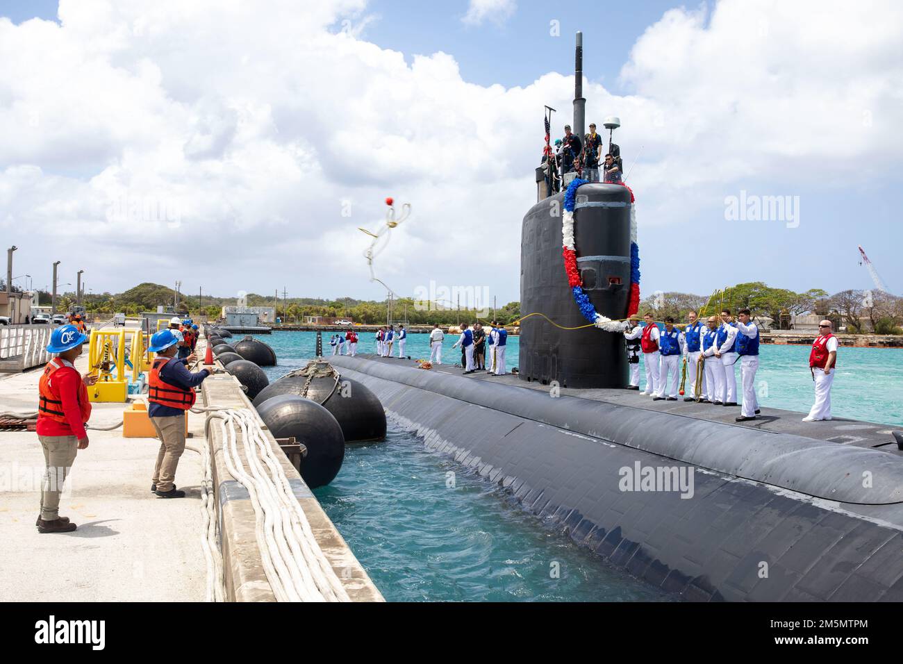 APRA HARBOR, Guam (March 28, 2022) The Los Angeles-class fast-attack ...