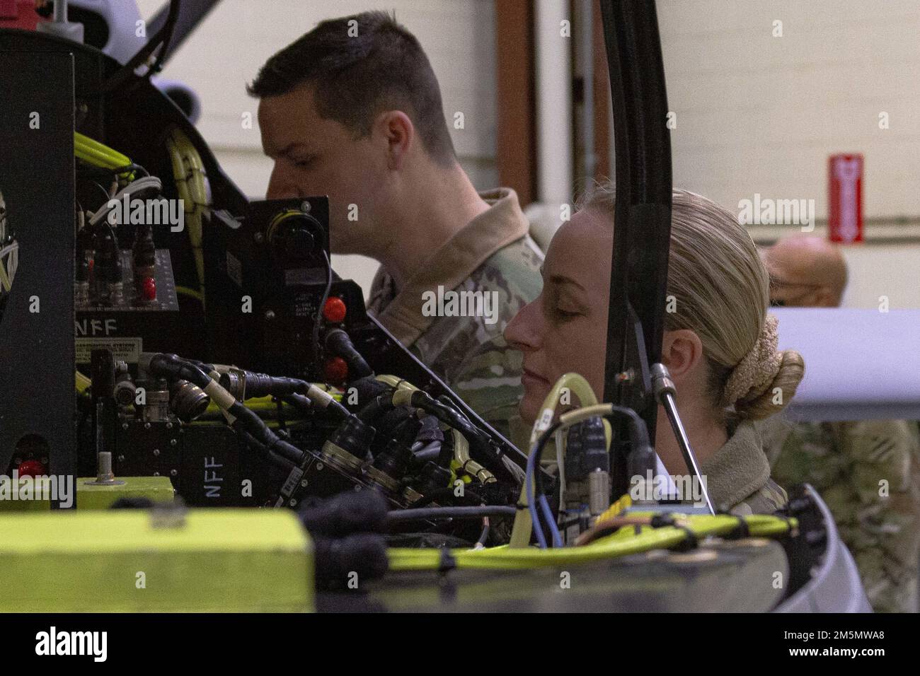 Weighing course hi-res stock photography and images - Alamy