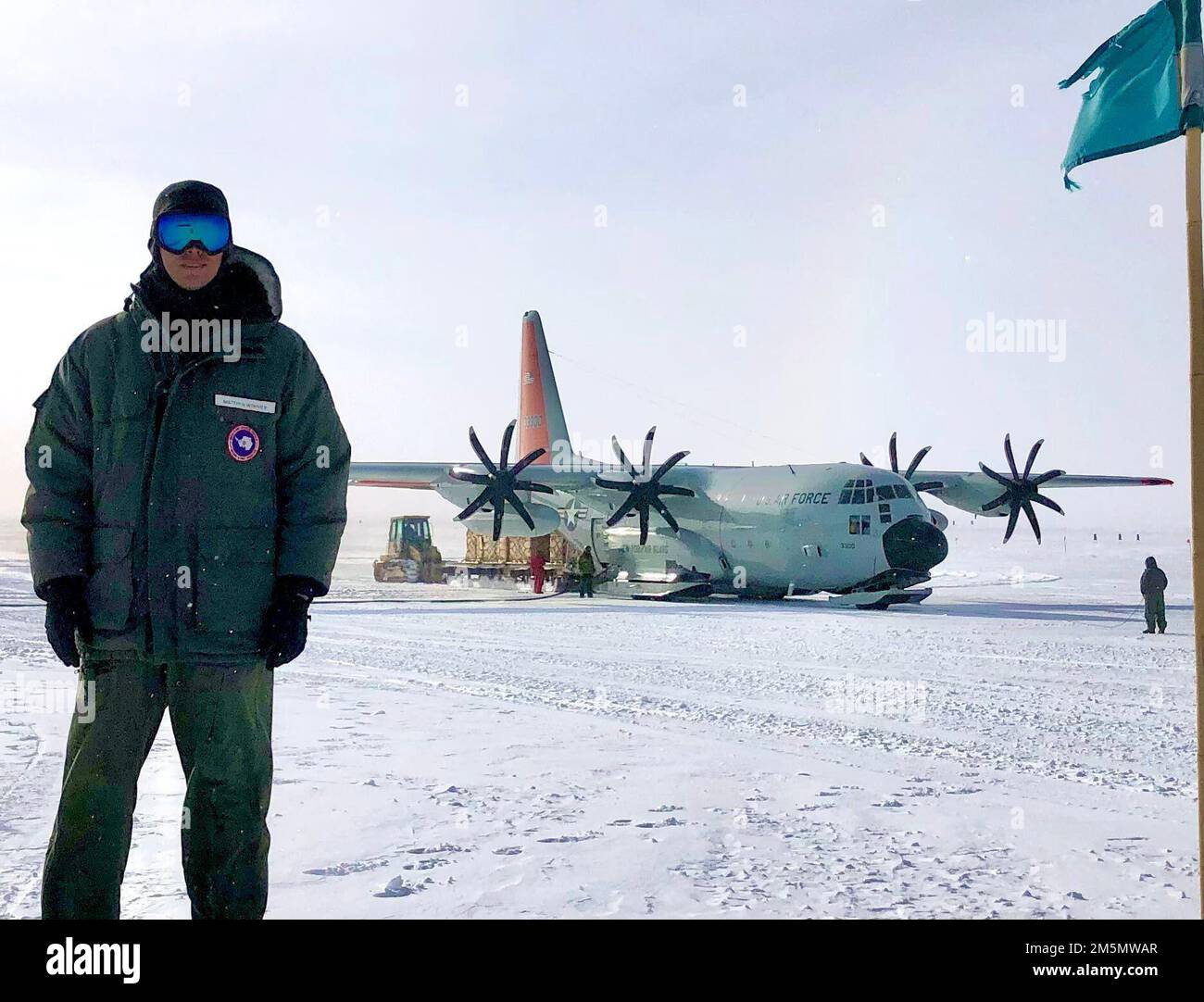 Amundson station hi-res stock photography and images - Alamy