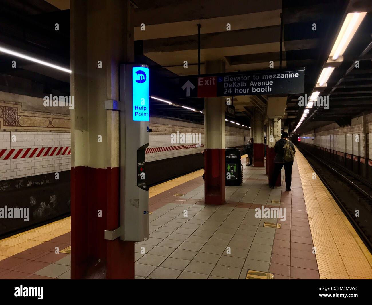 A view of DeKalb avenue station in New York City Stock Photo - Alamy