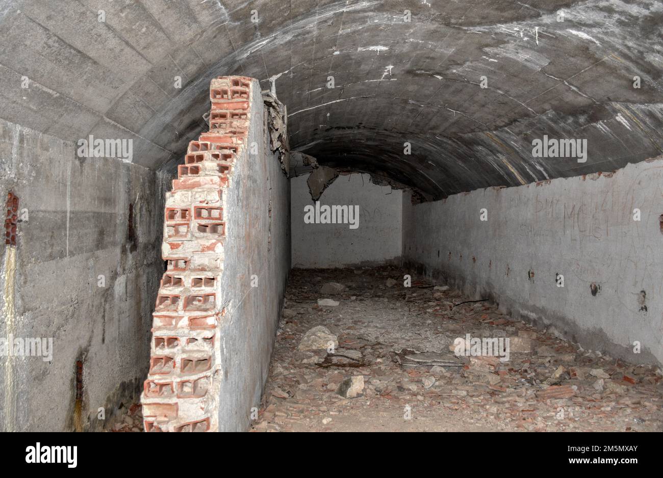 Gestenstisch hi-res stock photography and images - Alamy