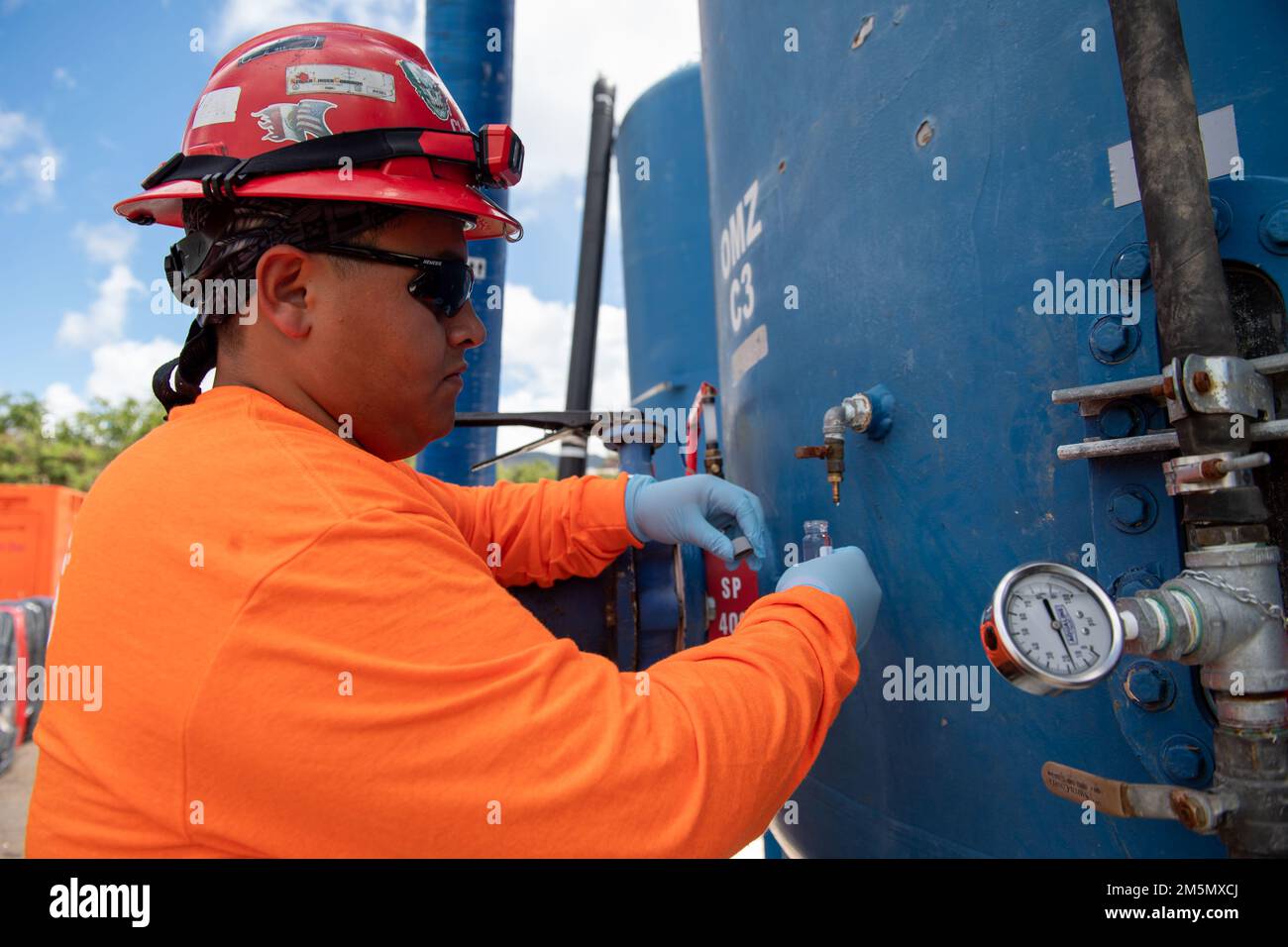 Filtration water from well hi-res stock photography and images - Alamy