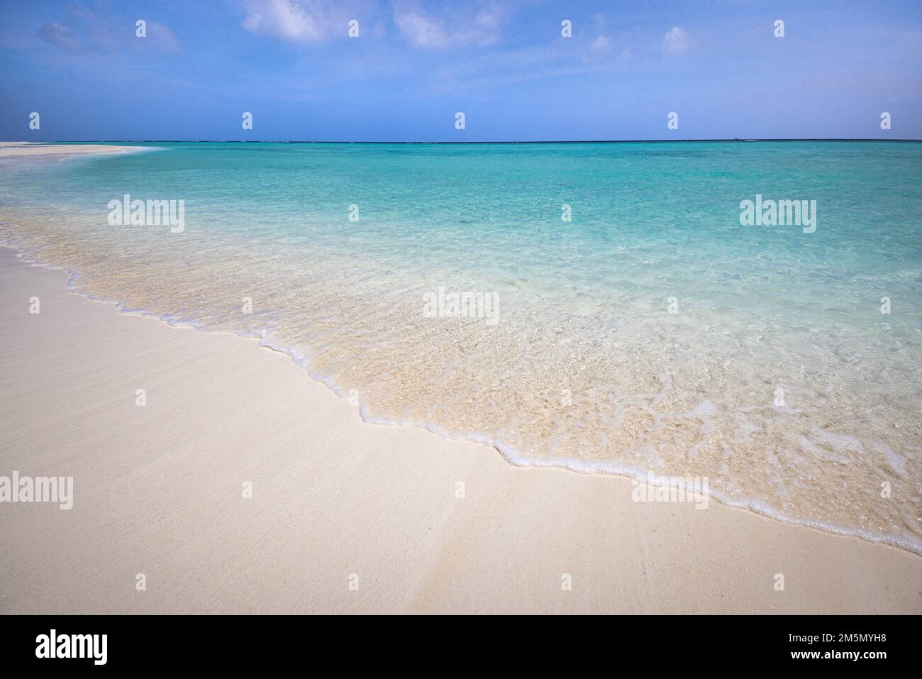 Blue sea wave, ocean lagoon, white foam, sand beach, turquoise ocean ...
