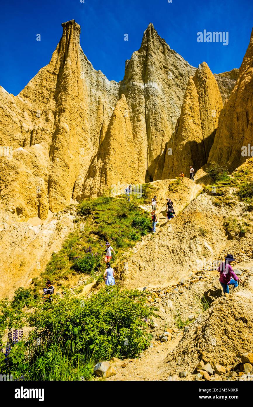 Omarama,Canterbury, New Zealand - December 3 2022: Tourists are on the ...
