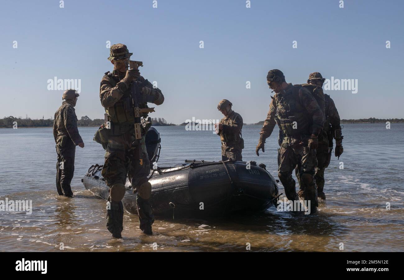 U.S. Marines with 2d Reconnaissance Battalion, 2d Marine Division, and ...