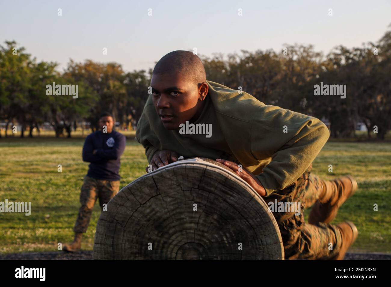 Recruits with India Company, 3rd Recruit Training Battalion, conduct ...