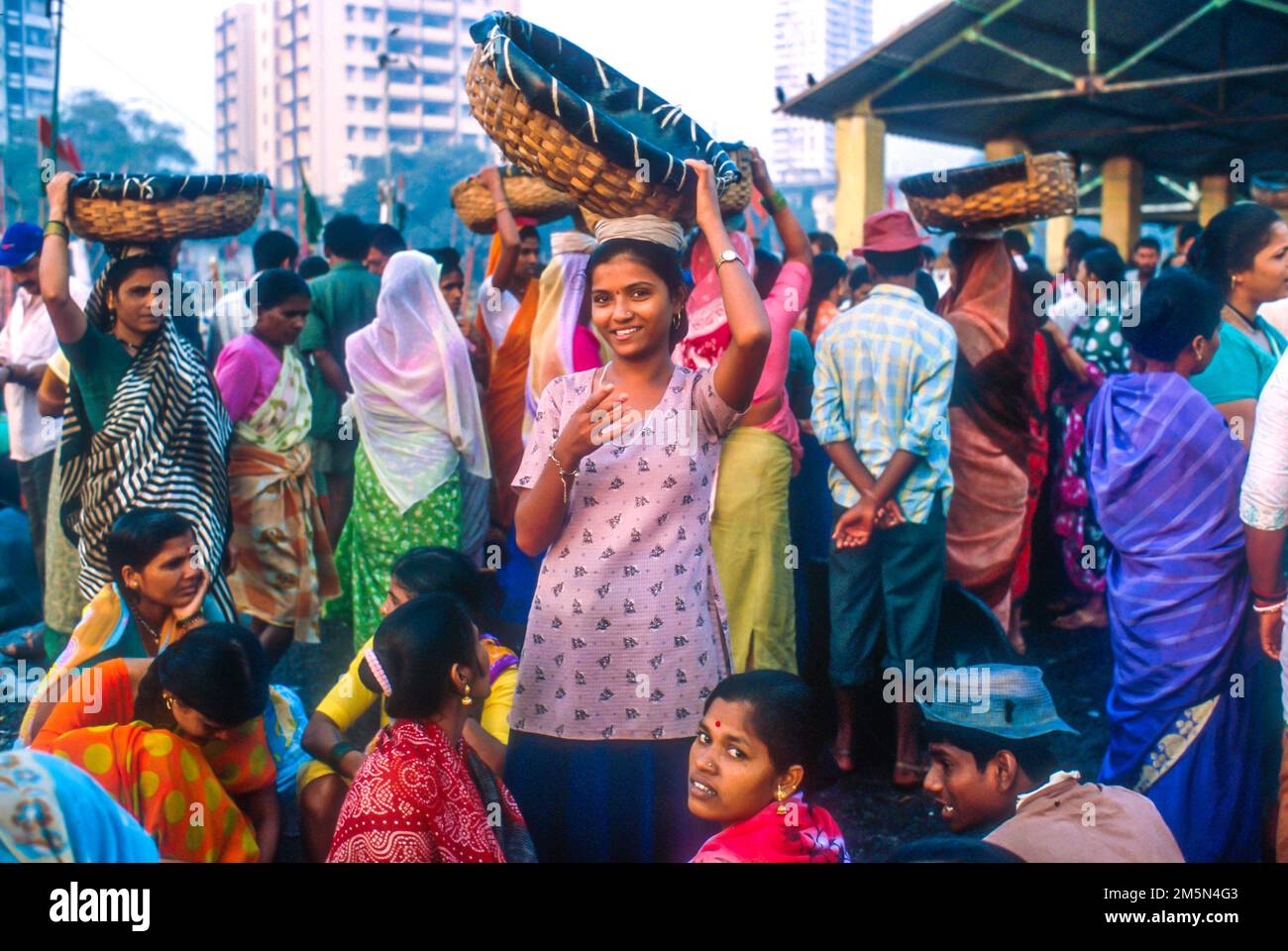 India. Maharashtra. Mumbai (Bombay). Women at the fish market Stock ...