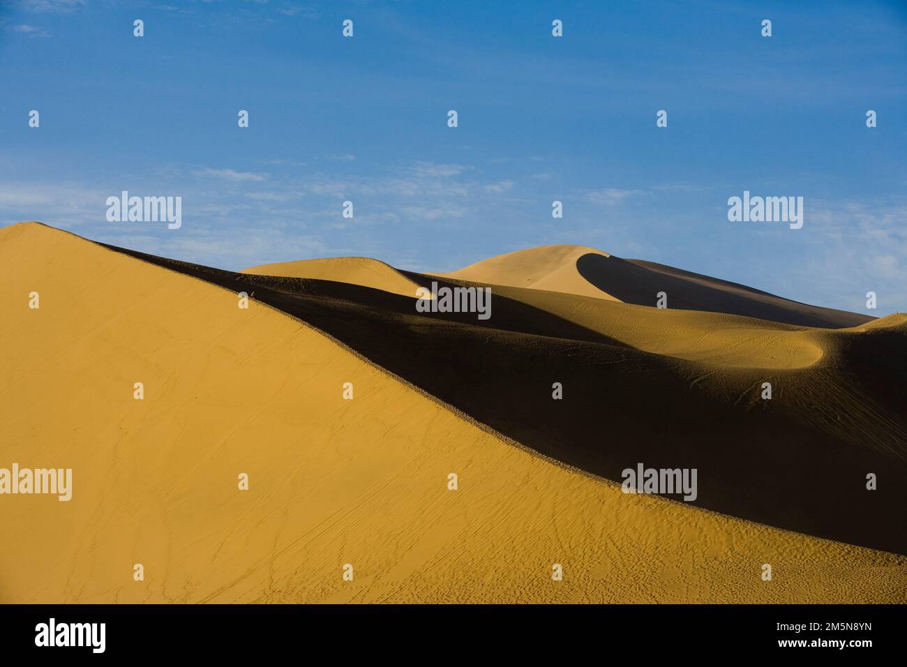 Singing Sands Mountain,Gansu Province Stock Photo - Alamy