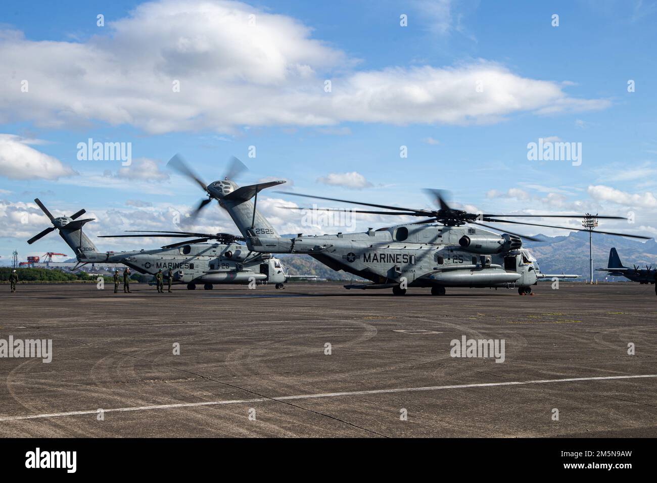 United states marine corps helicopter squadron hi-res stock photography ...