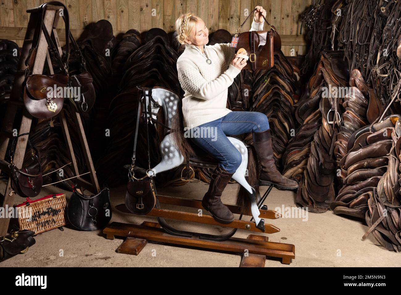 Pippa Latimer-Harris, founder of PIPPAsaddlebags in her New Forest ...