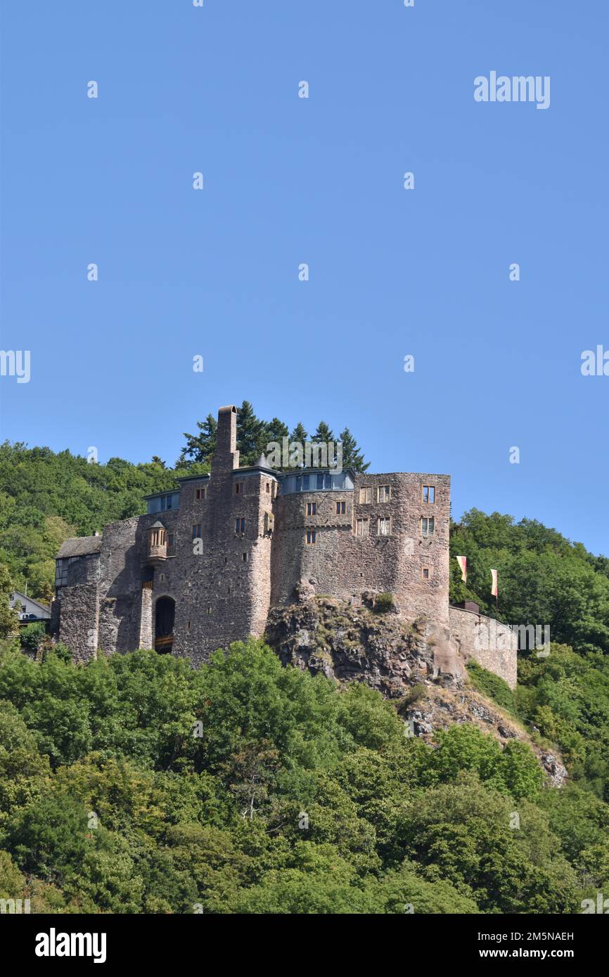 Oberstein Castle, ruin of a medieval hilltop castle in Idar-Oberstein ...