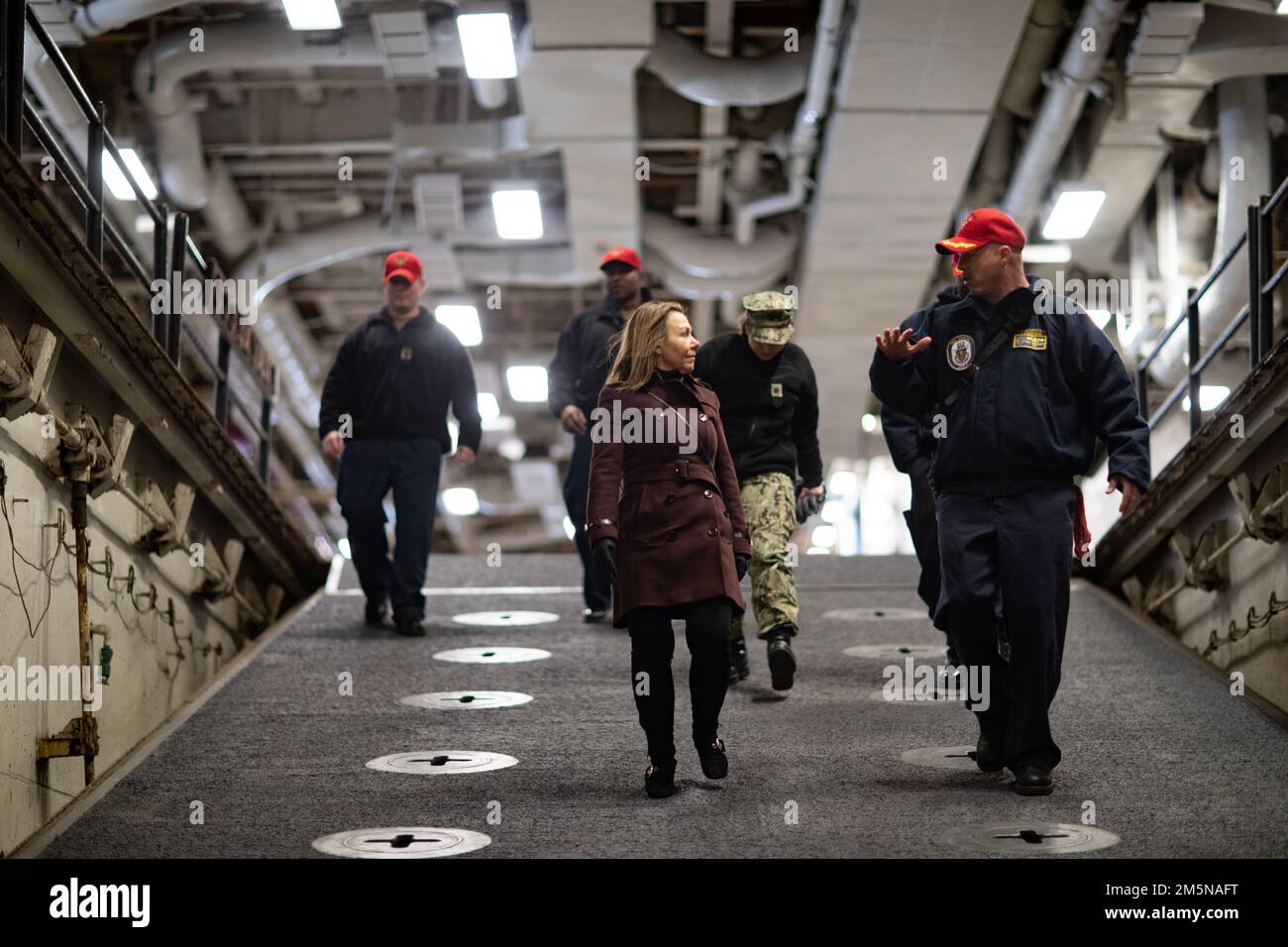 Opnav hi-res stock photography and images - Alamy