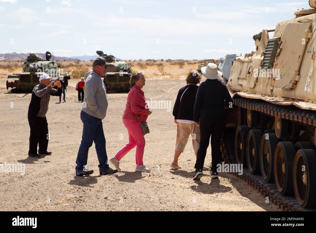 Twentynine palms marine corps base hi-res stock photography and images ...