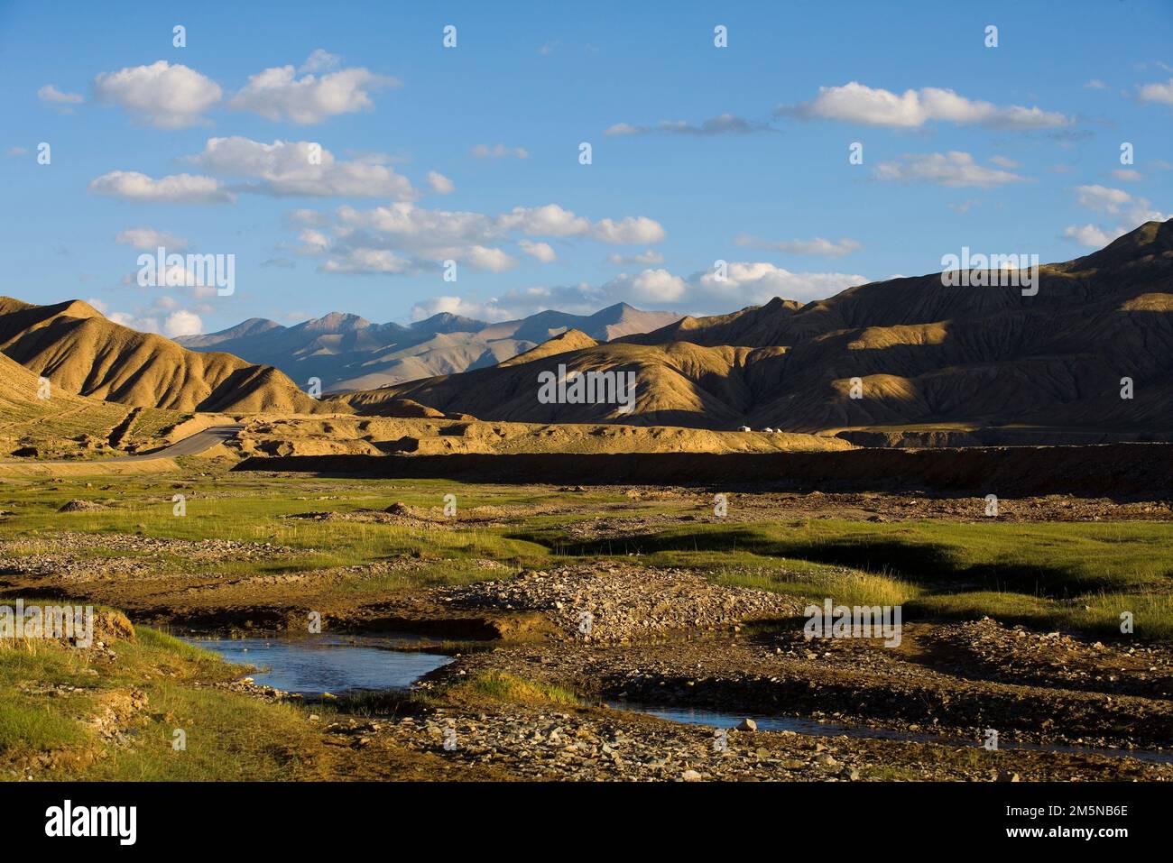 Mountain and river in Highland Area Stock Photo - Alamy