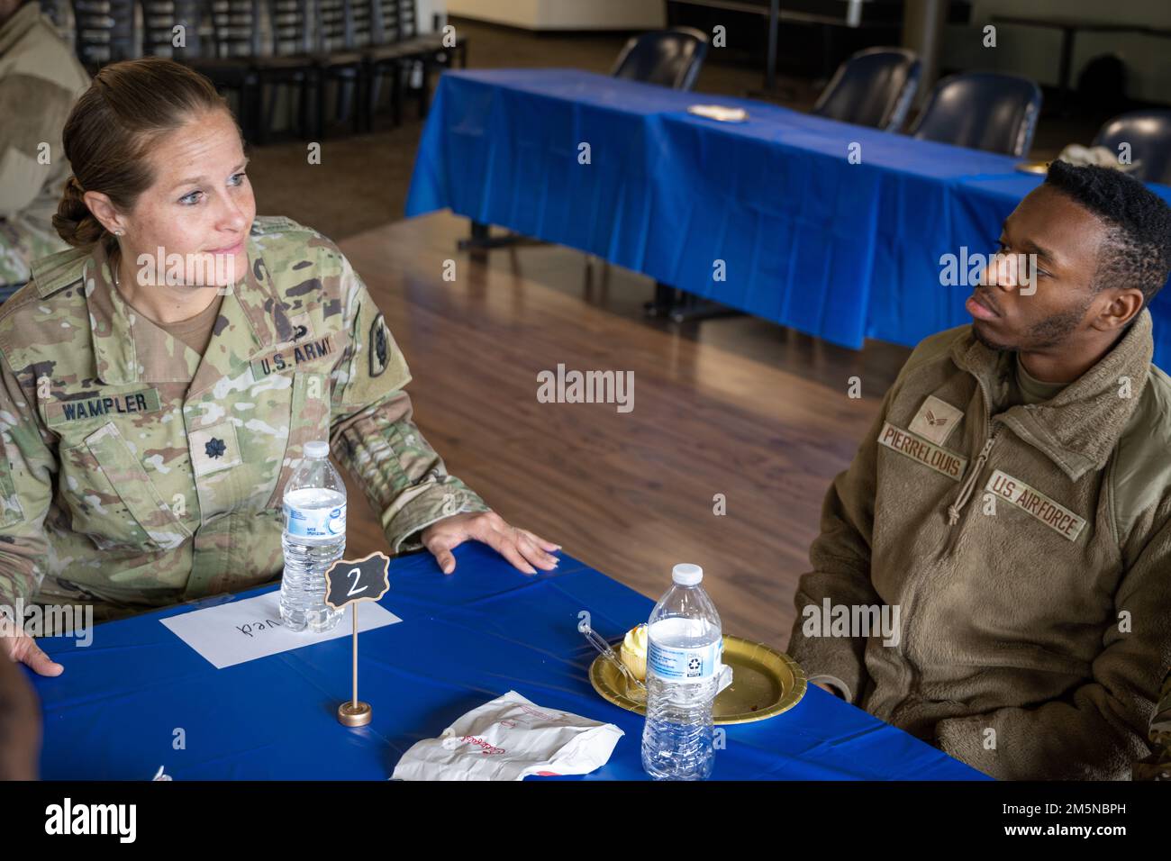 Expeditionary signal battalion hi-res stock photography and images - Alamy