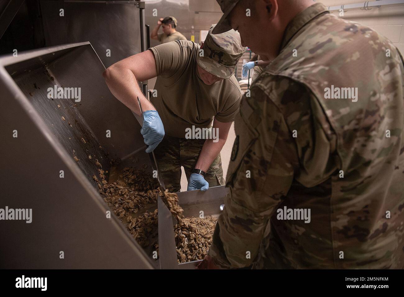 Army meal pack hi-res stock photography and images - Alamy